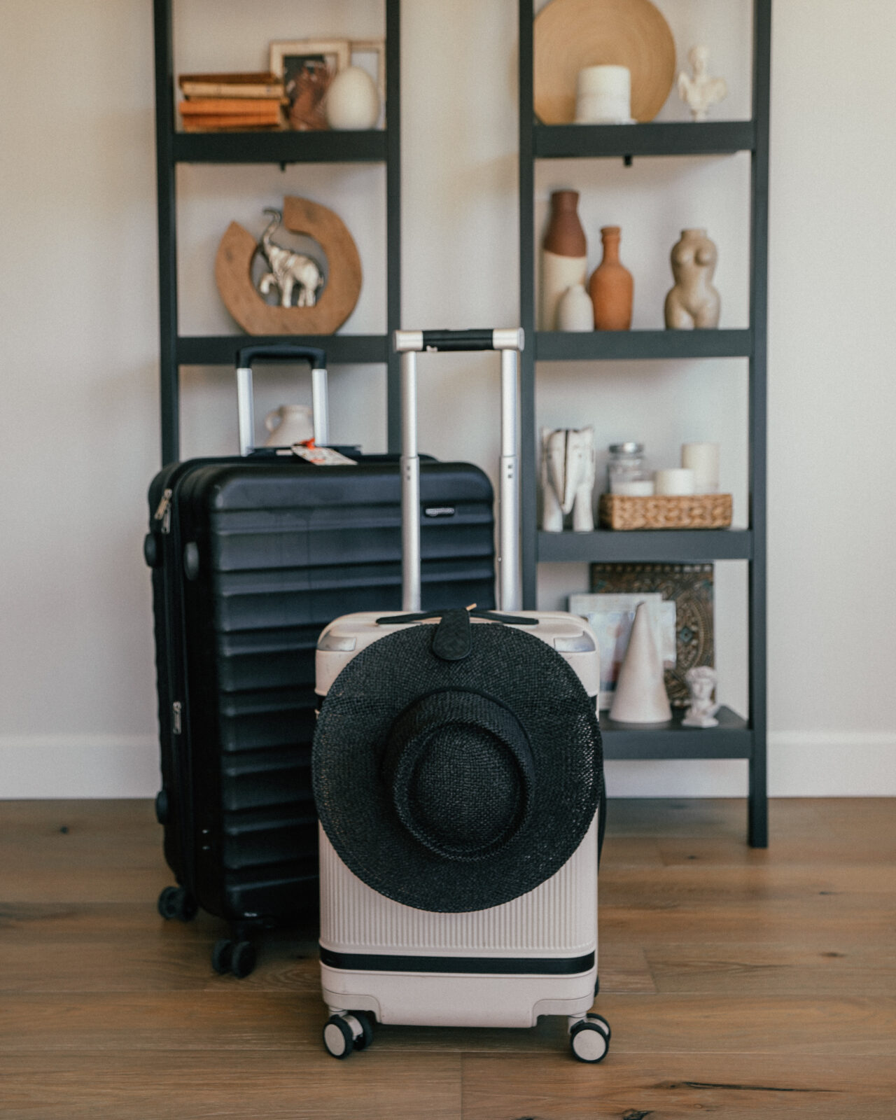 Let's Get Packing: Tips, Tricks & the Ultimate Packing Checklist